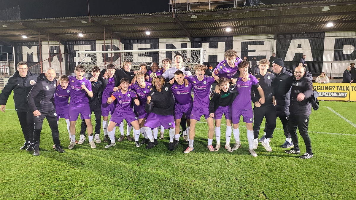 What a night!! BHTFC U18s FA Youth Cup Adventure Continues – Burgess ...