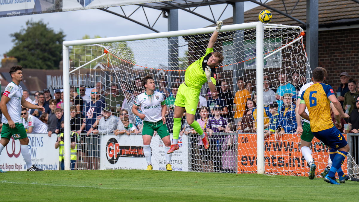 Rocks earn a point at home in front of bumper crowd – Bognor Regis Town