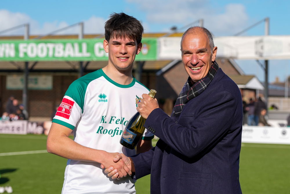 Finlay is our star man in draw with Raynes Park Vale – Bognor Regis Town