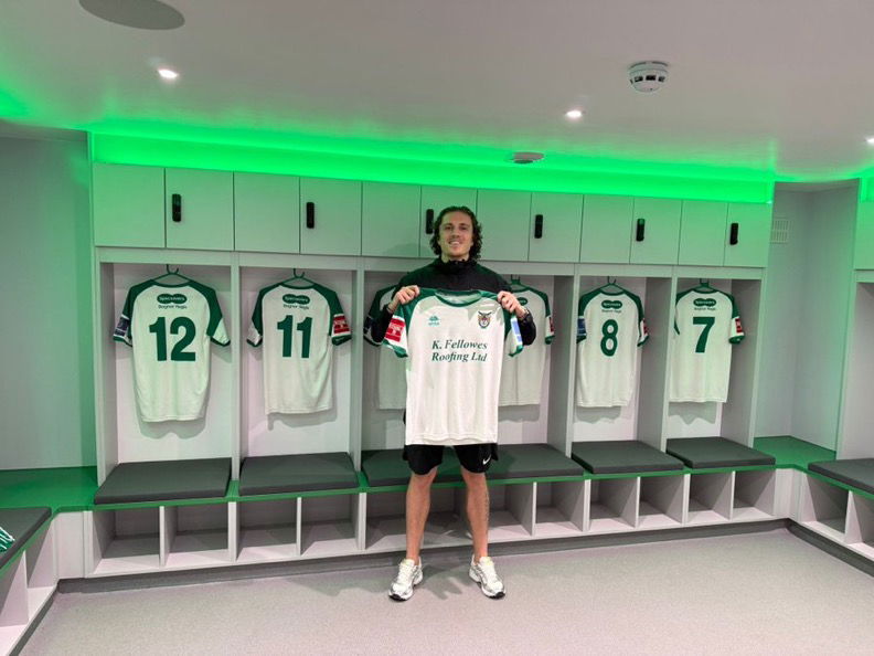 Hollands brings in new faces as Rocks squad takes shape – Bognor Regis Town