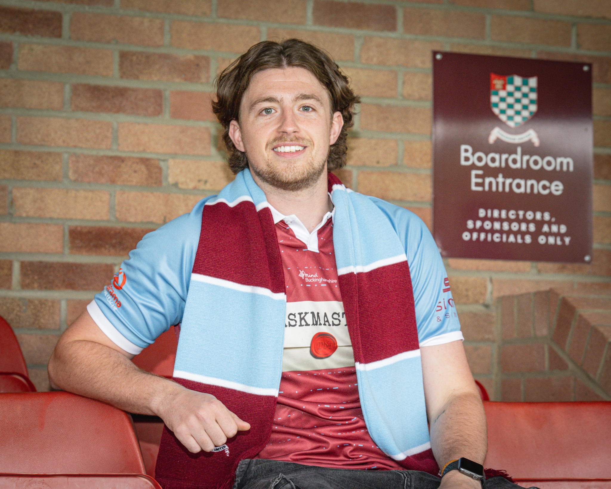 Dan Bayliss makes the switch from Slough – Chesham United