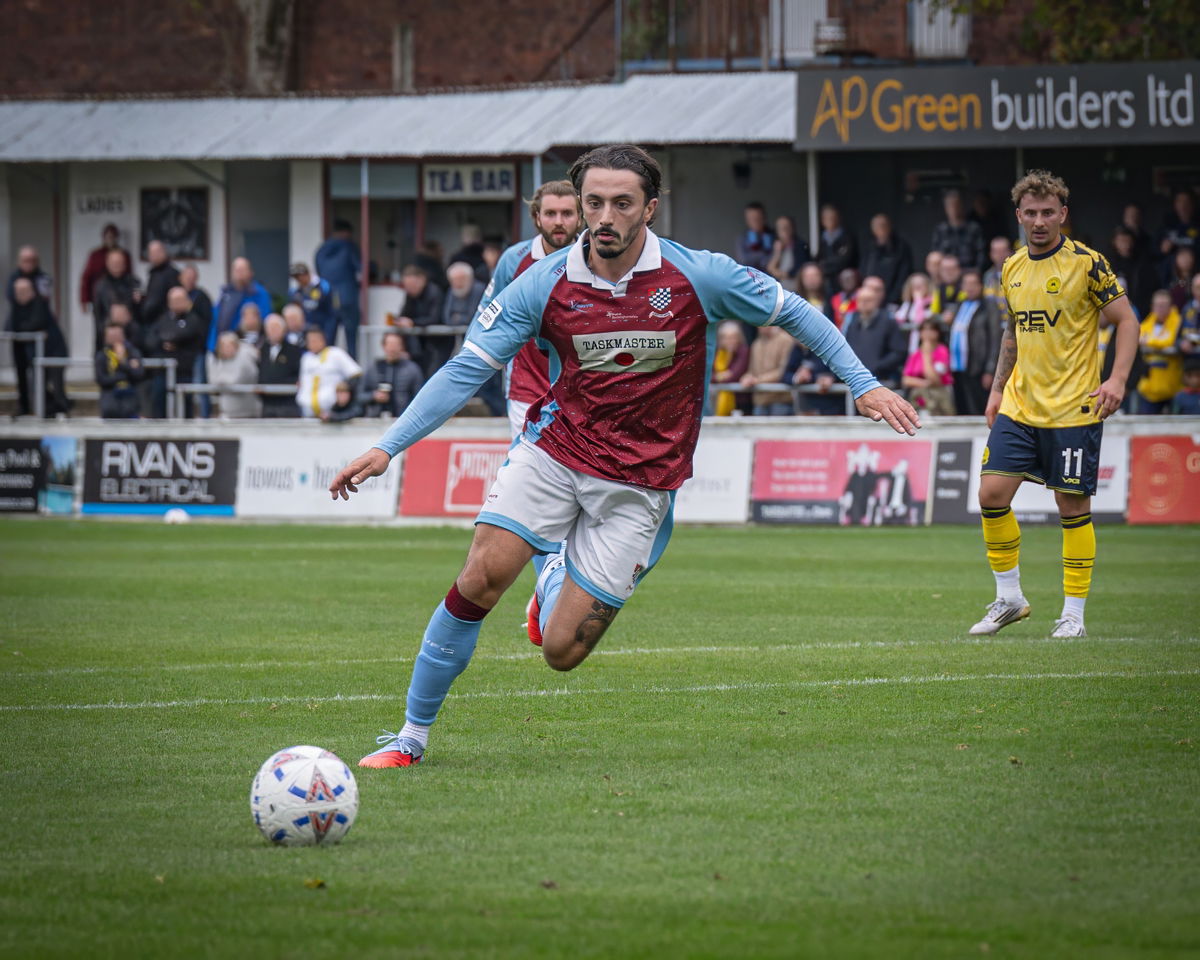 Nathan Minhas departs the Meadow – Chesham United