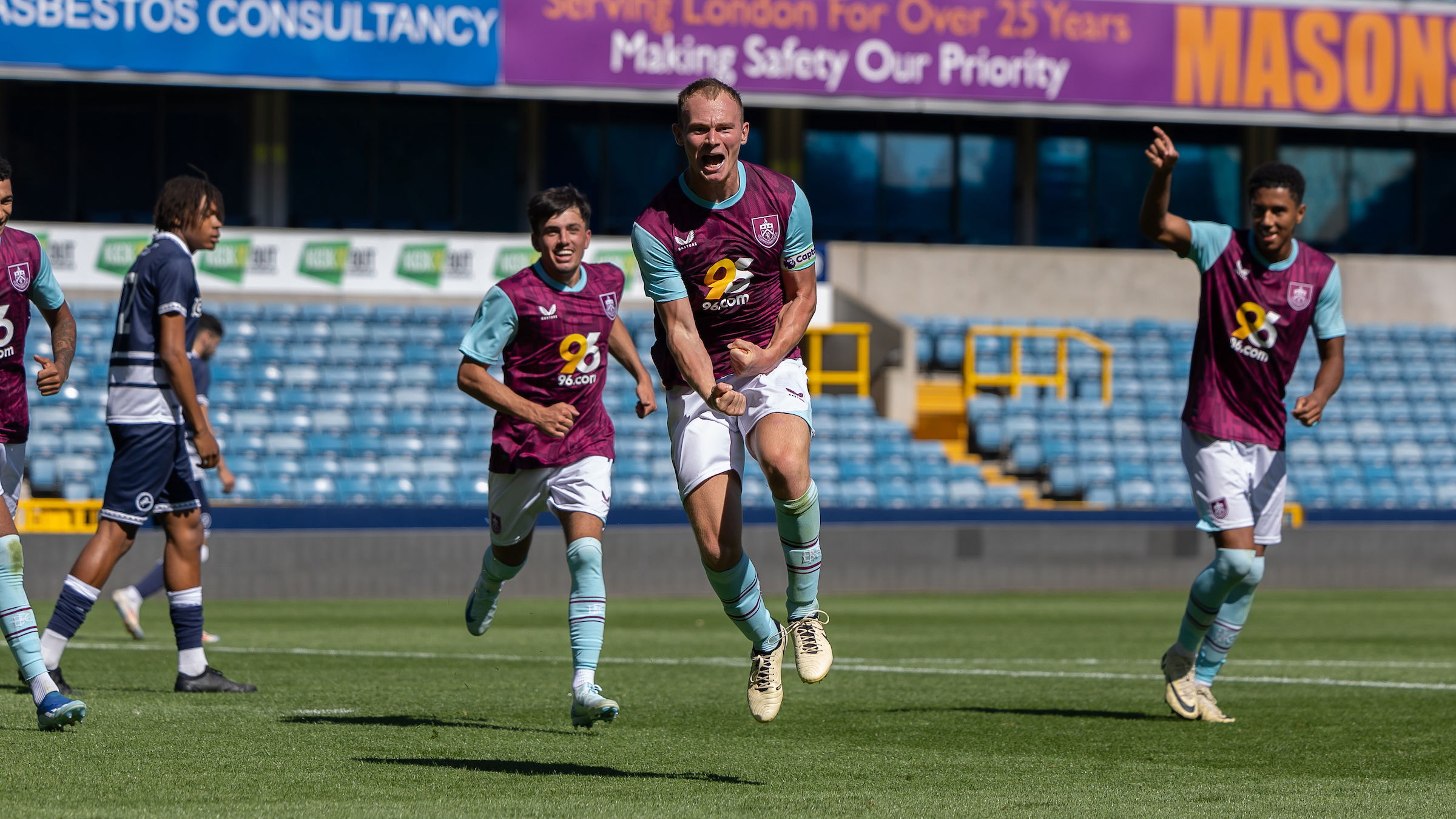 Blues sign Will Hugill on loan from Burnley! – Chester FC