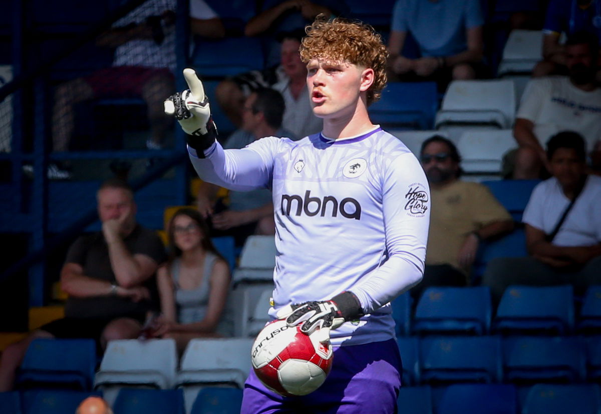 Alex Brown’s loan extended by Colwyn Bay – Chester FC