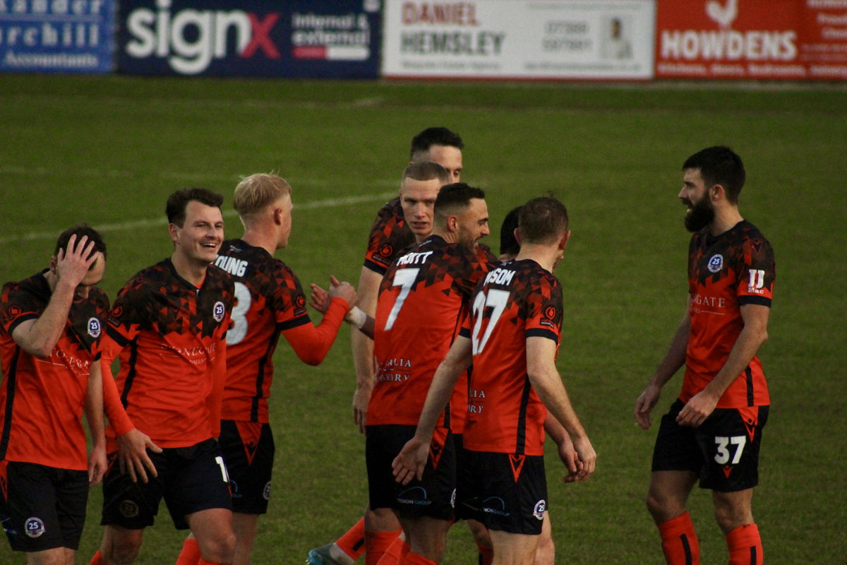 Wanderers put five past Chesham – Dorking Wanderers