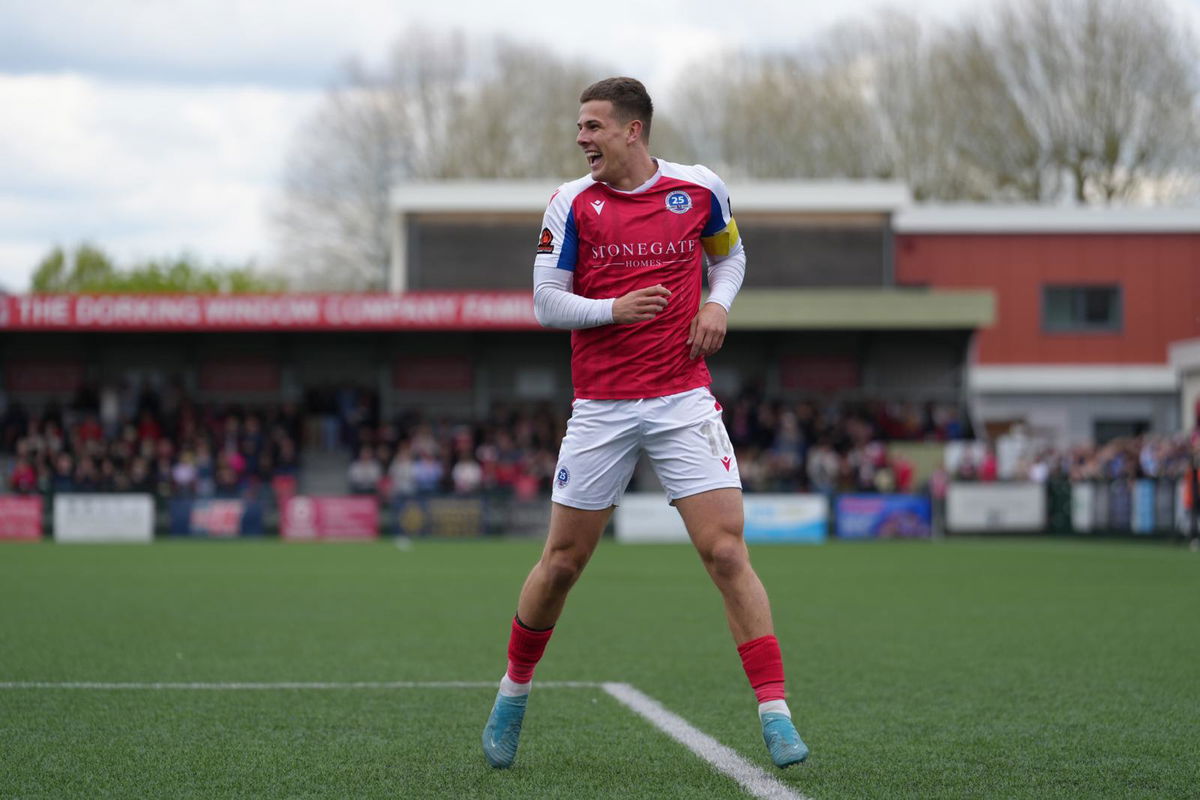 6-Minute Magic From Carter Wins It For Wanderers – Dorking Wanderers