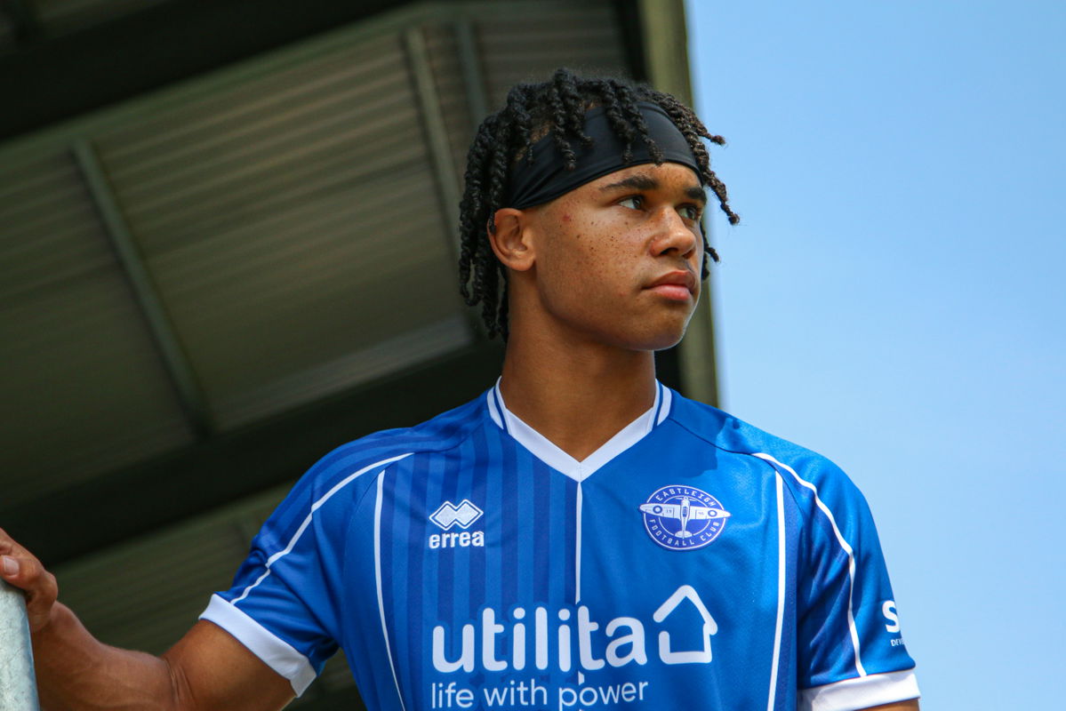 Official: Massiah-Edwards joins the Spitfires – Eastleigh FC