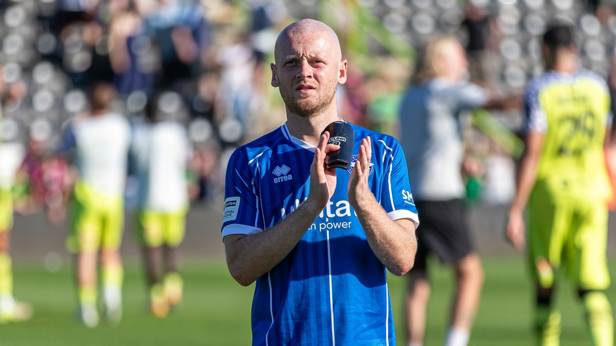 Official: Taylor departs the Silverlake Stadium – Eastleigh FC