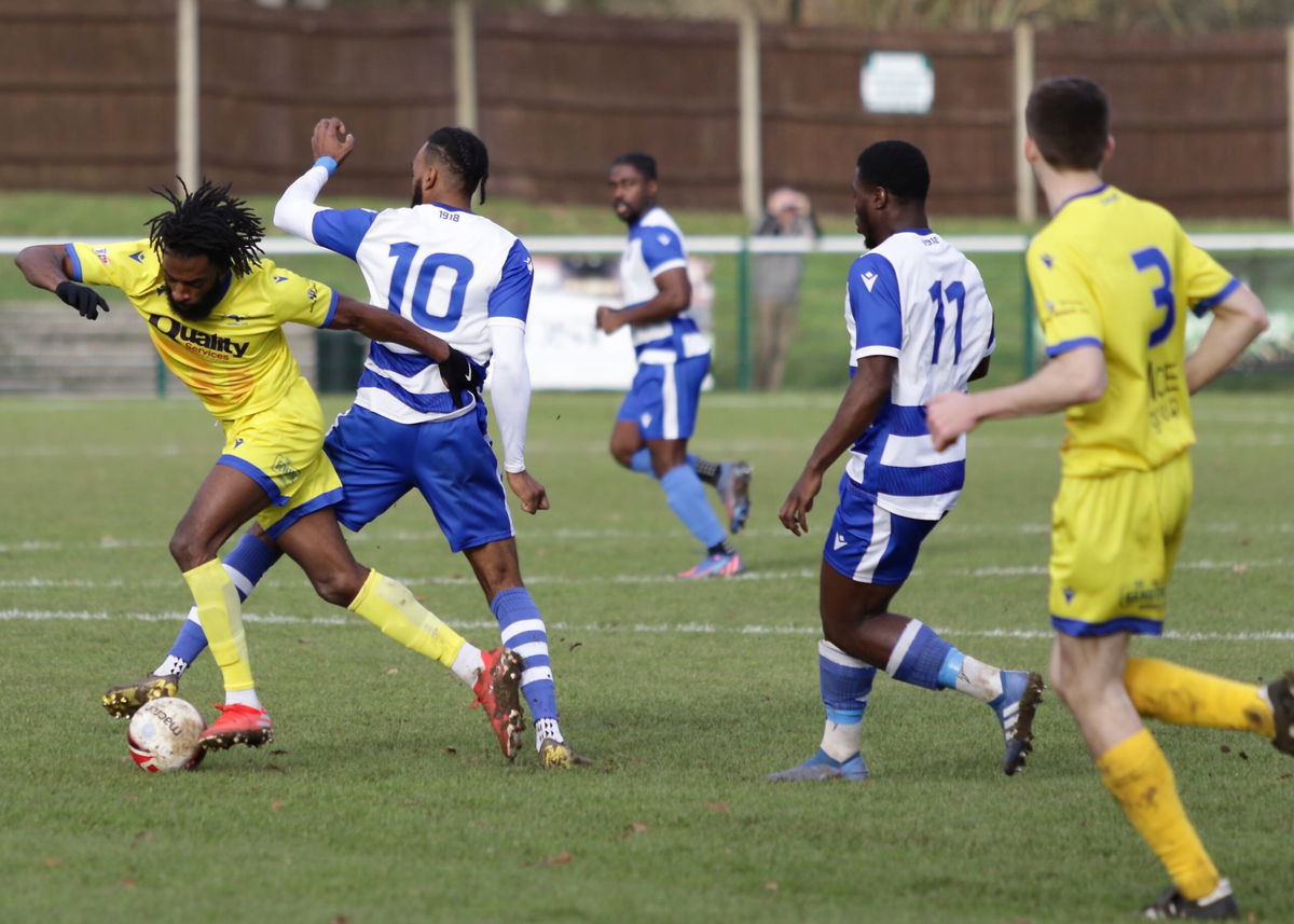 Chessington & Hook (H) – Gallery – Epsom & Ewell FC