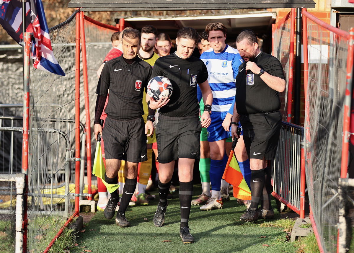 Match Report: Epsom & Ewell FC v Knaphill FC 2025/26 (Away) – Epsom ...
