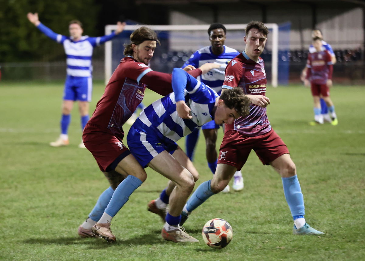 Match Report: Epsom & Ewell FC v Horley Town FC Southern Combination ...