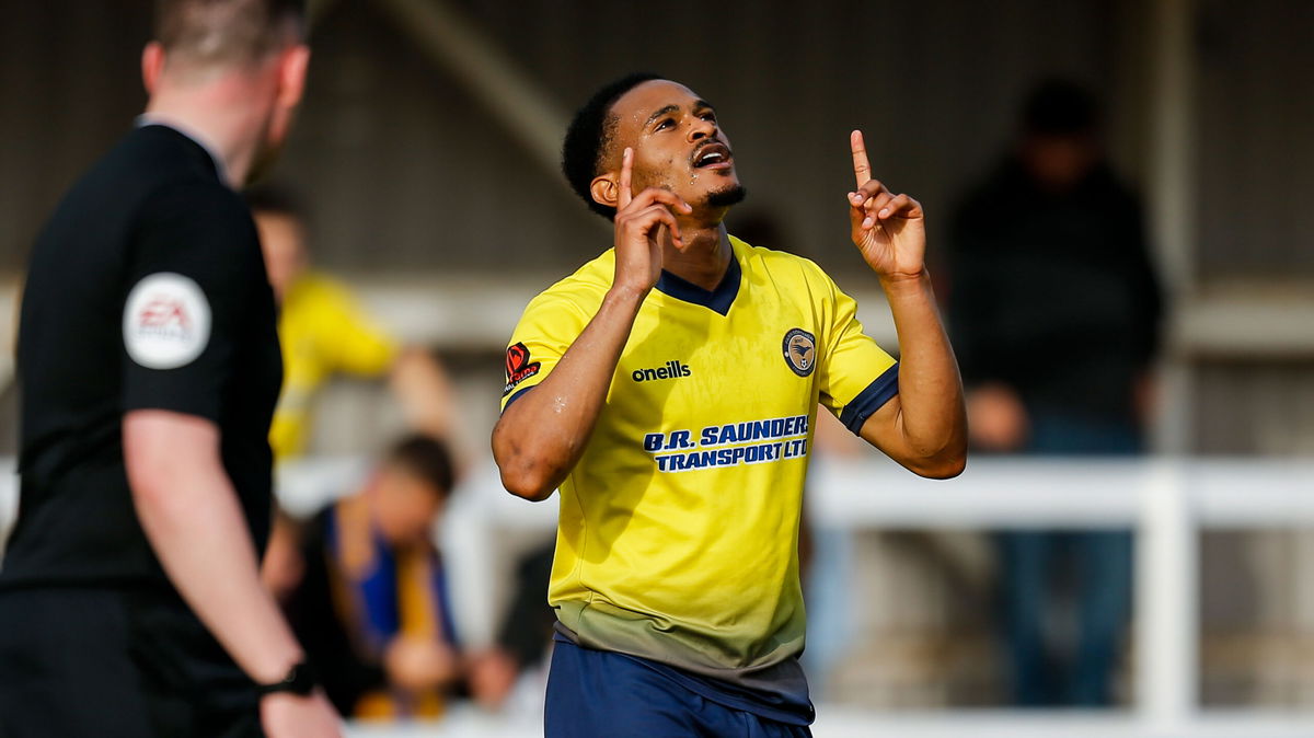 Hisham Kasimu – Farnborough FC