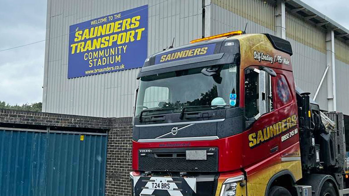 Saunders Transport Community Stadium – Farnborough FC