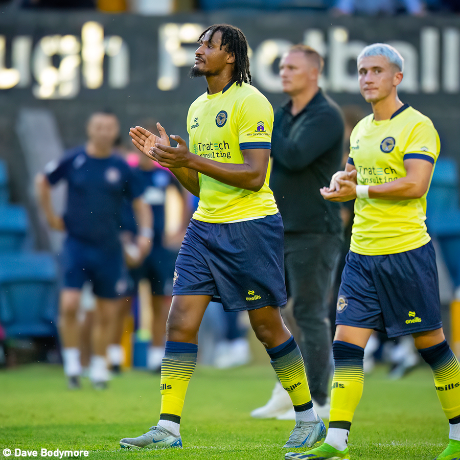Boro make Omar signing – Farnborough FC