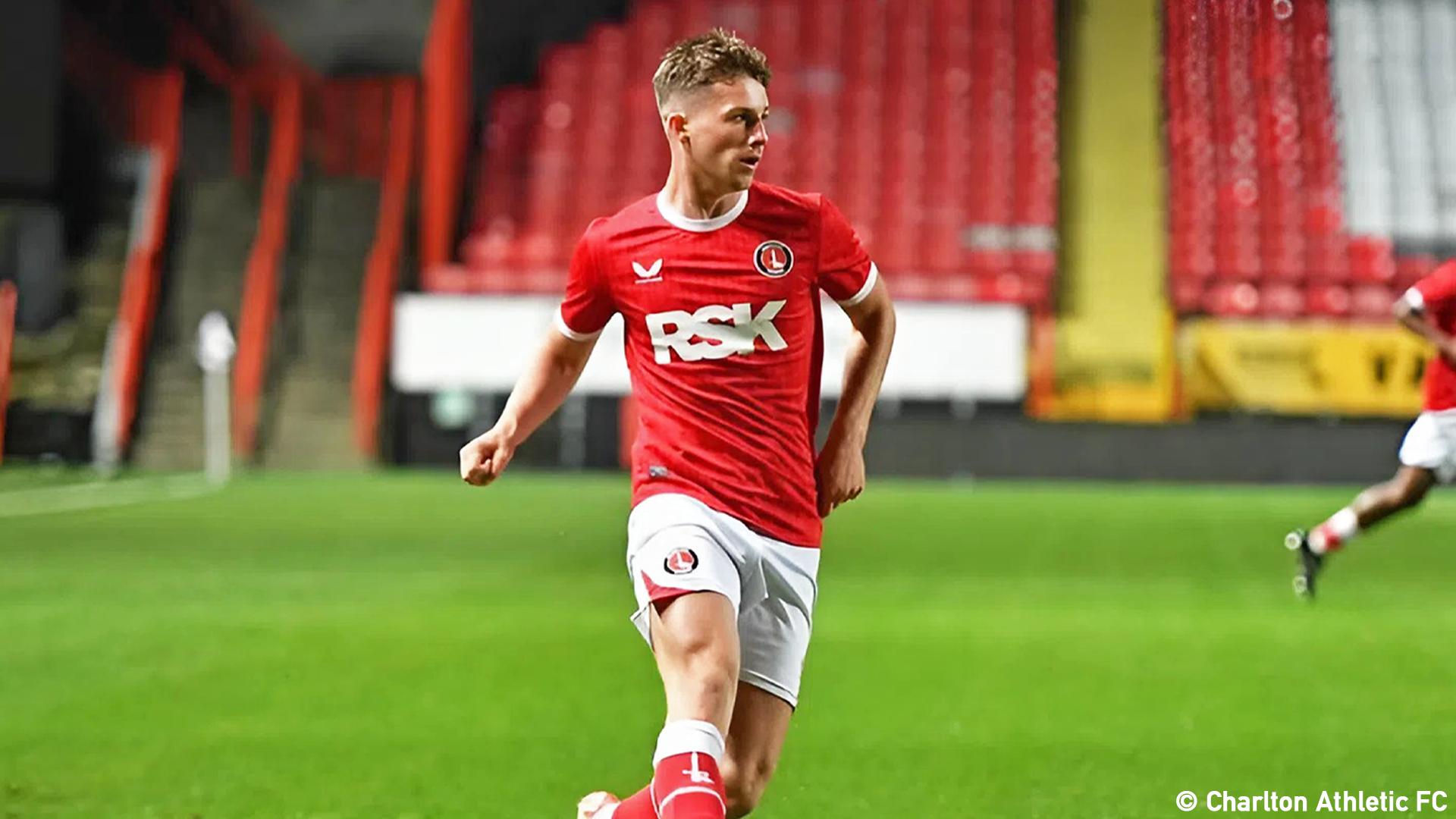 Ollie Hobden – Farnborough FC