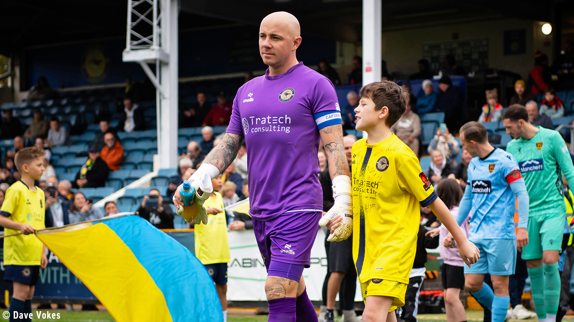 The Isuzu FA Trophy Second Round Proper – Farnborough FC