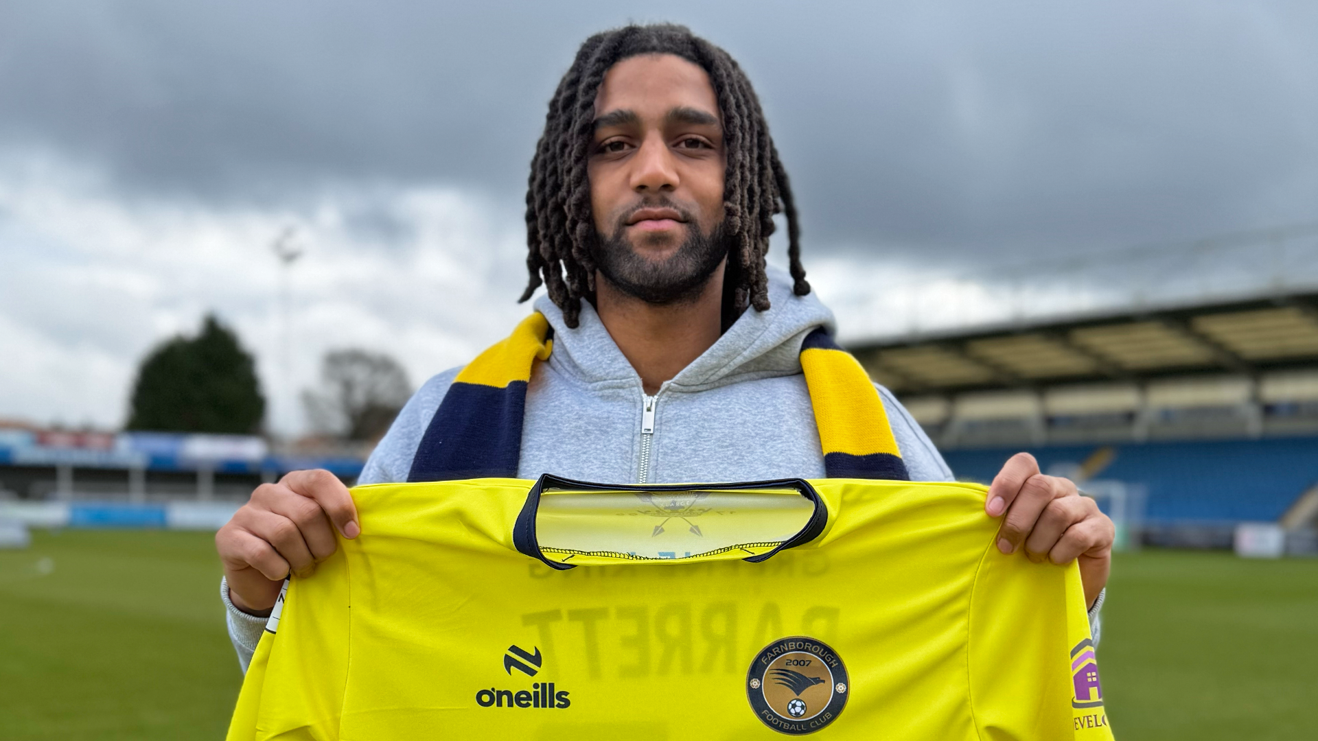 Mason Barrett – Farnborough FC