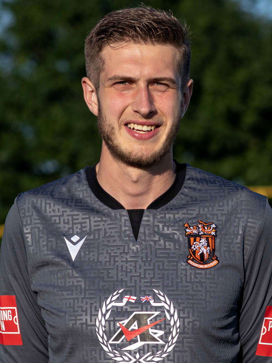 First Team – Folkestone Invicta FC