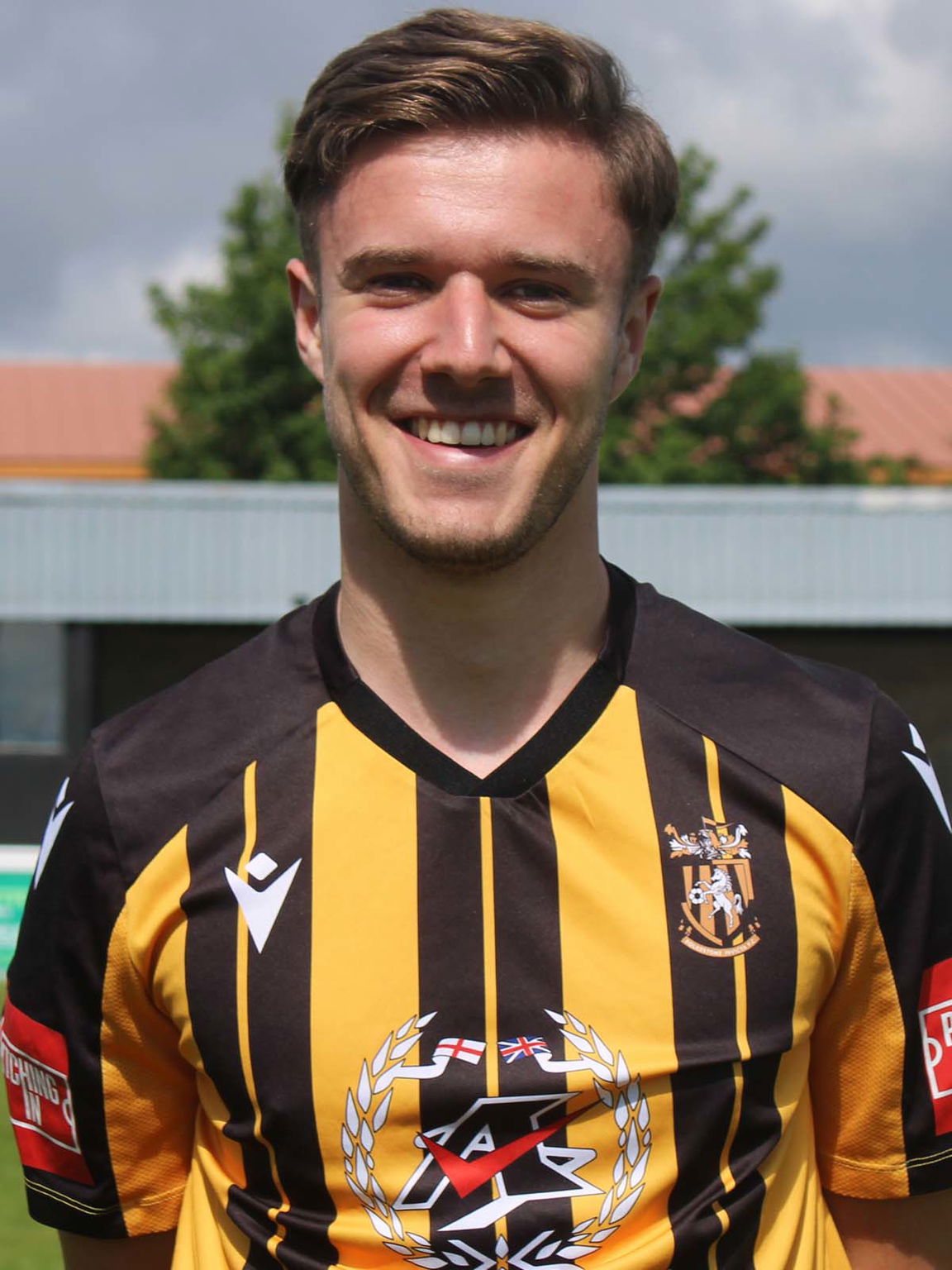 First Team – Folkestone Invicta FC