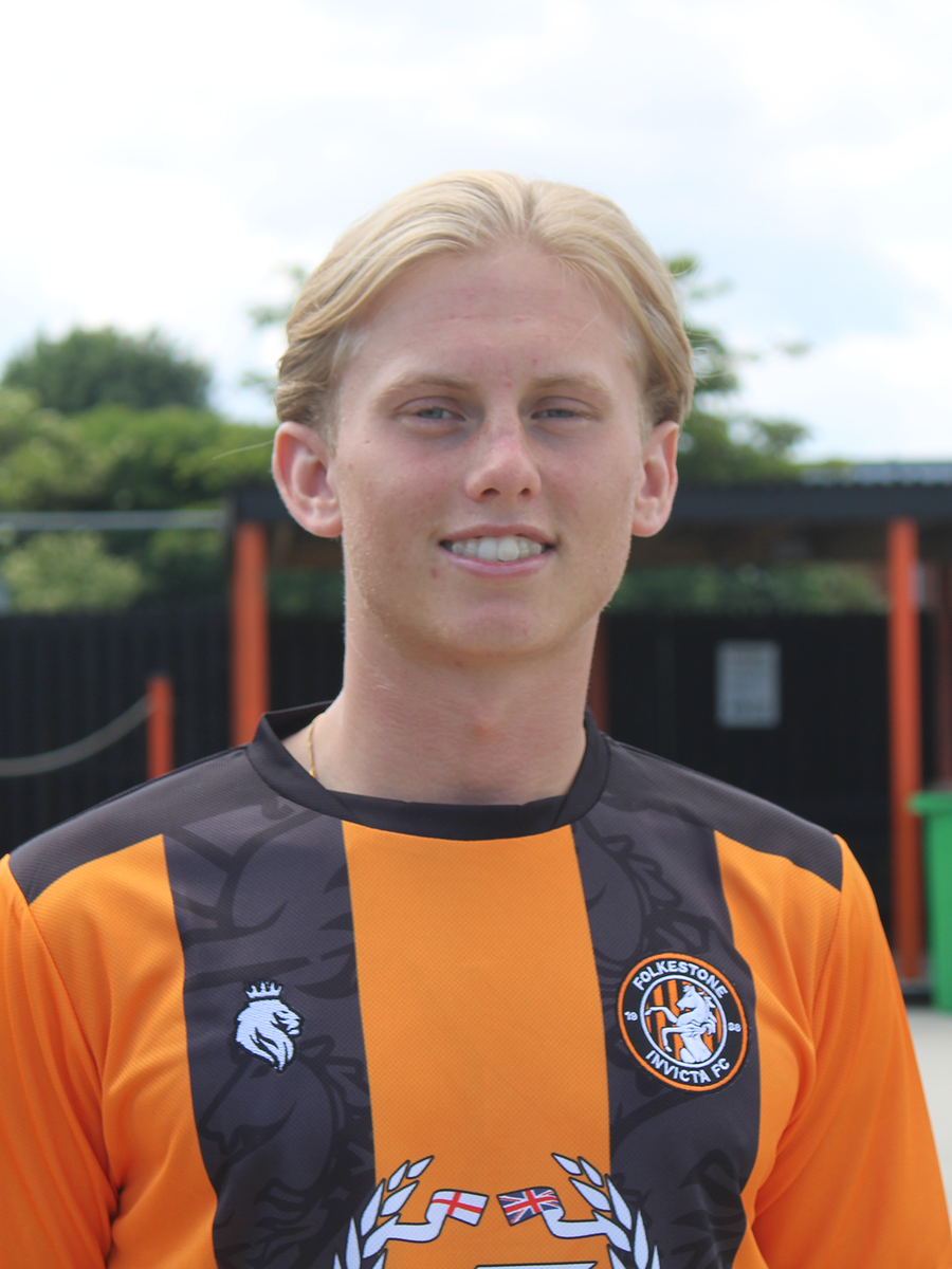 First Team – Folkestone Invicta FC