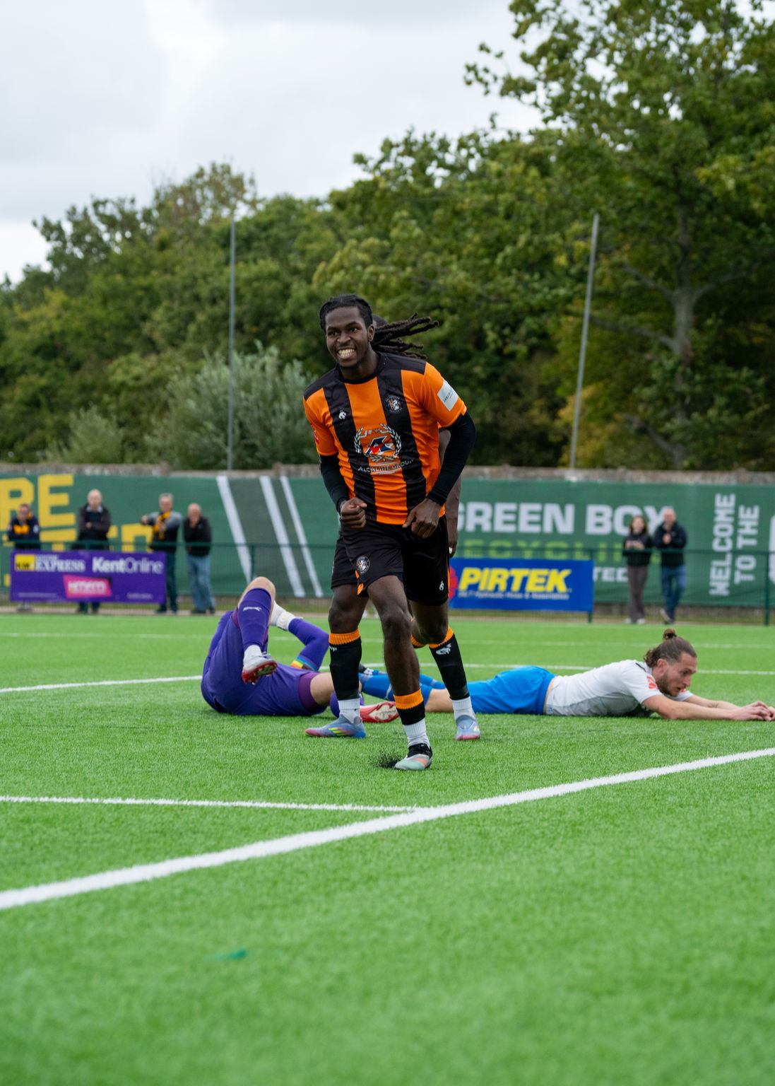 Report: Invicta secure FA Cup progress – Folkestone Invicta FC