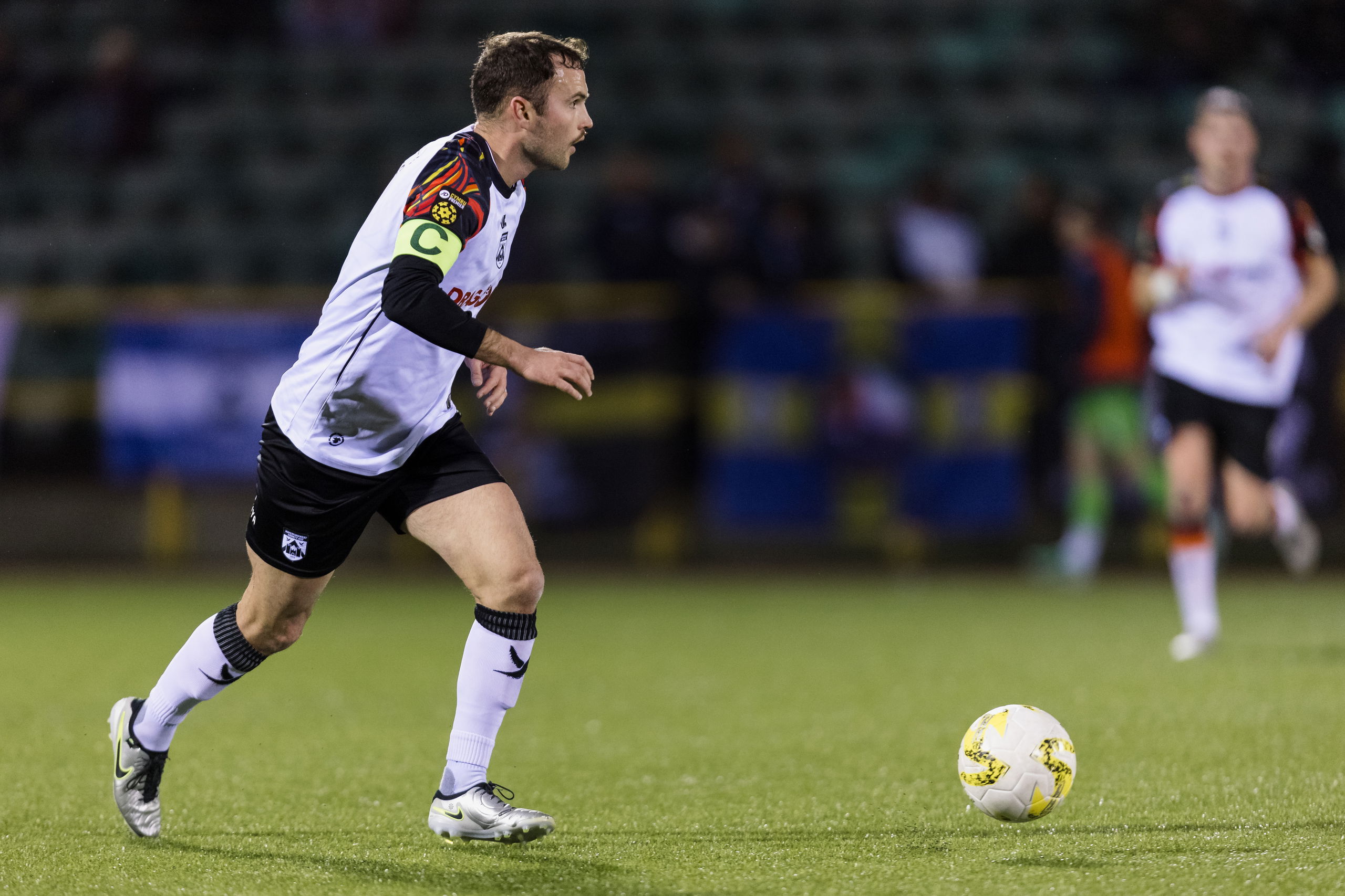 Bluebirds well beaten by Linnets on disappointing night at Jenner Park ...