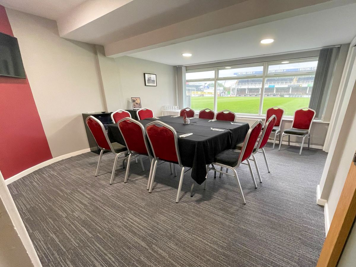 Pitch Side Rooms – Hereford FC