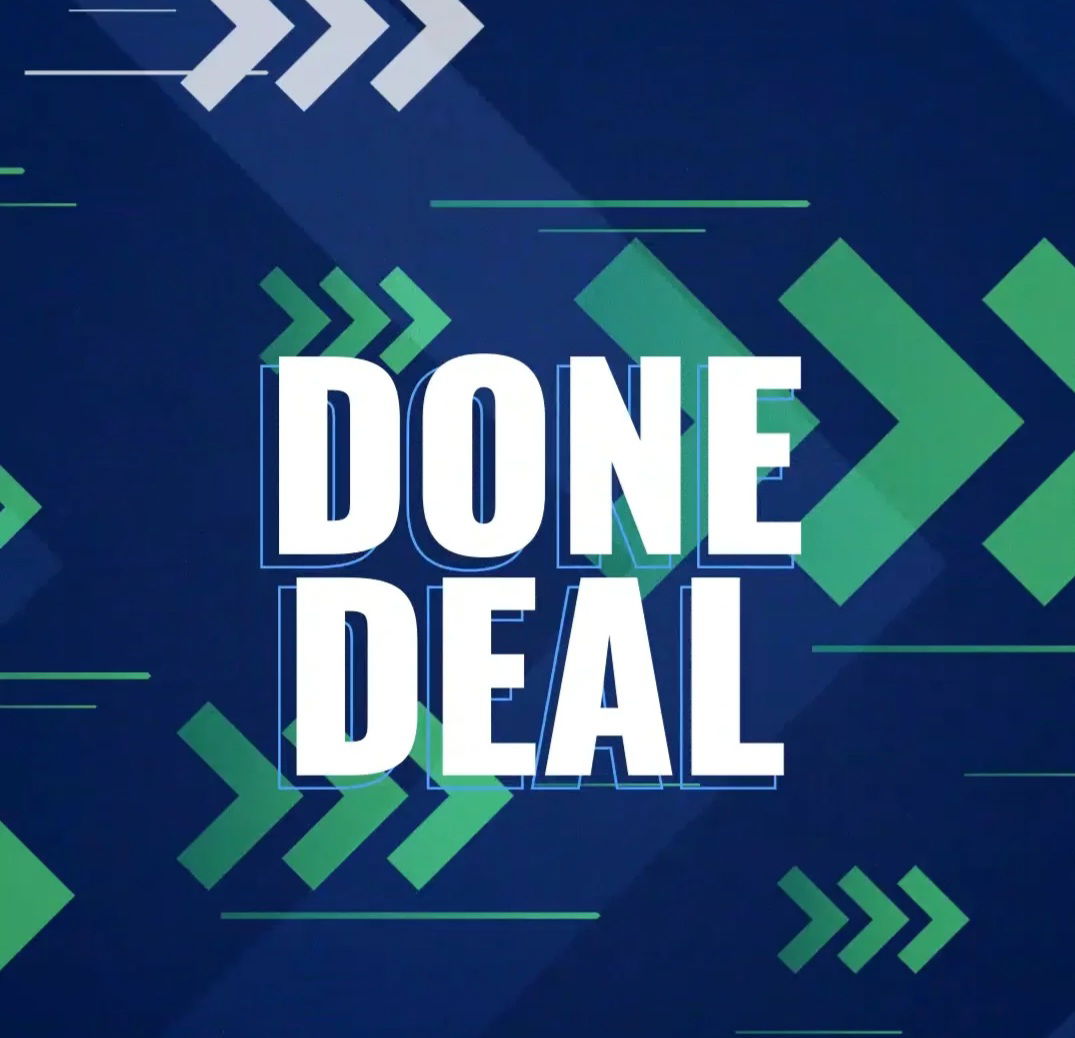 Dyer & Bull sign – Lancing FC