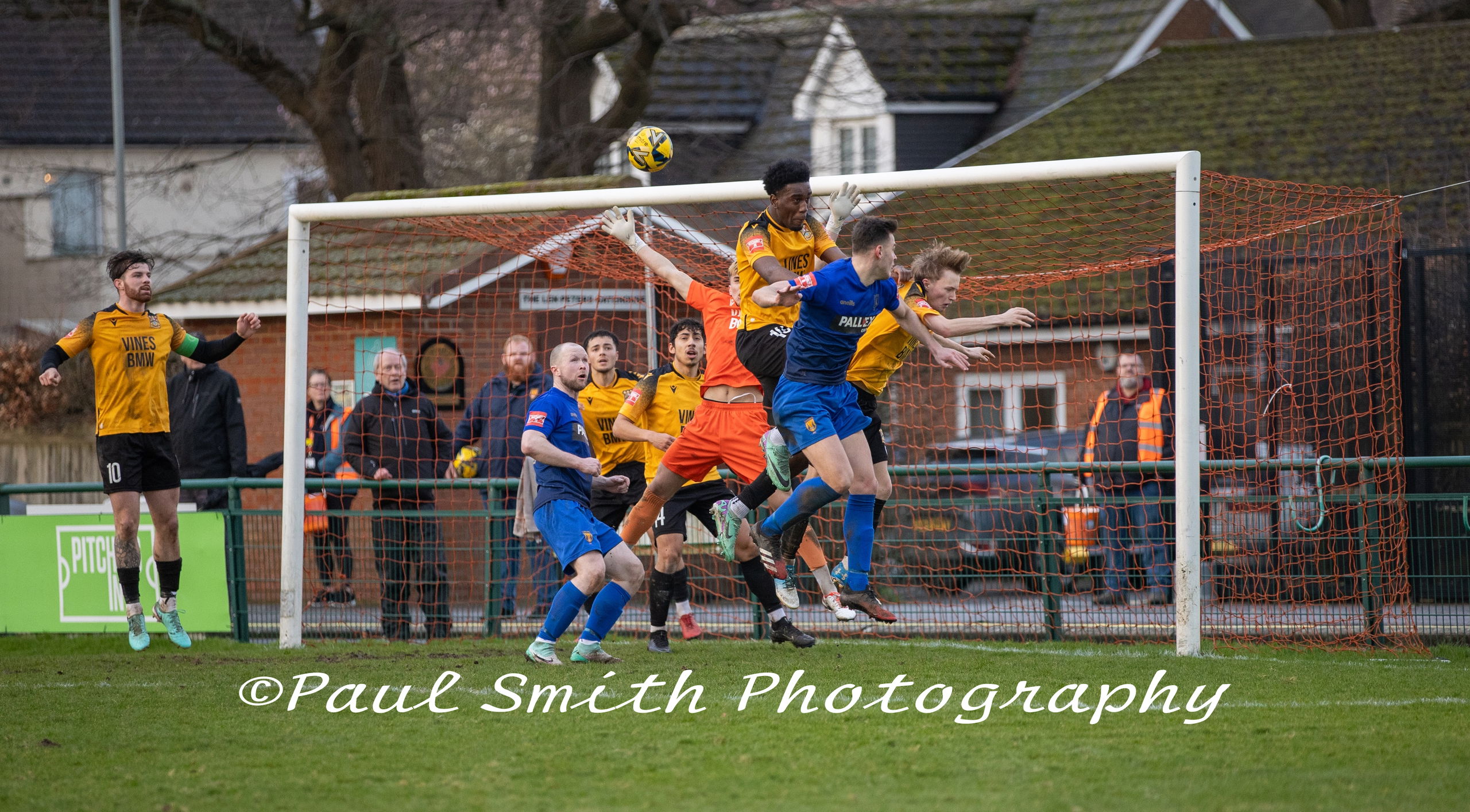 Gallery: Three Bridges 4 Lancing 1 – Lancing FC