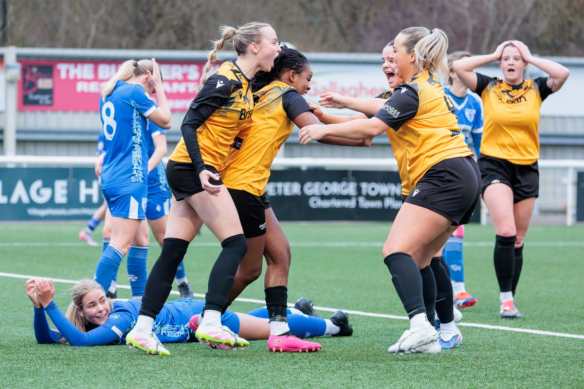 Gallery: SECWFL Cup semi-final – Maidstone United
