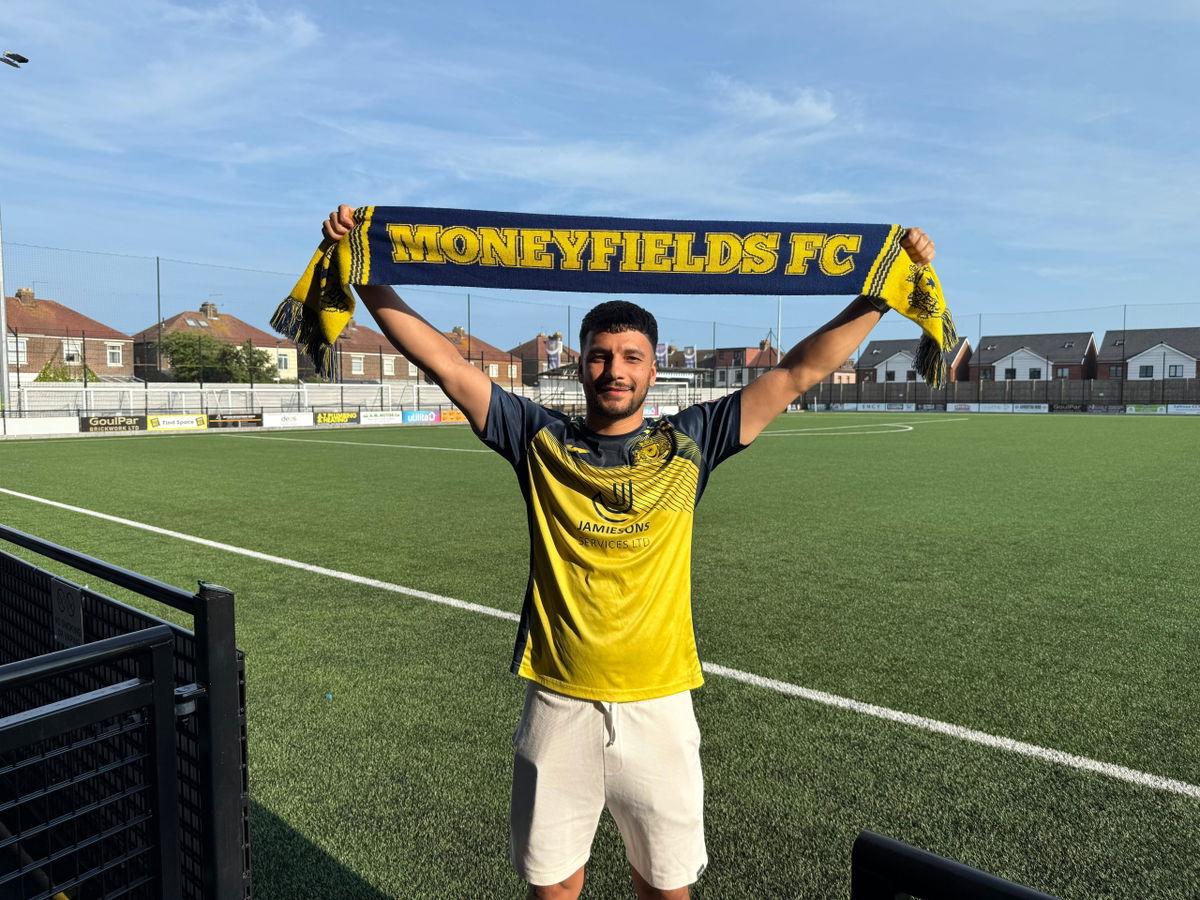 Moneys sign Kaleem Haitham – Moneyfields FC