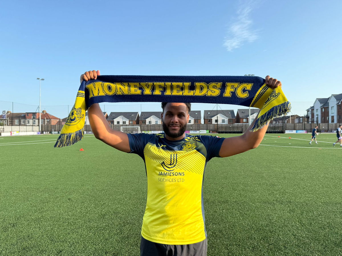 Rudi Blankson signs from Horndean – Moneyfields FC