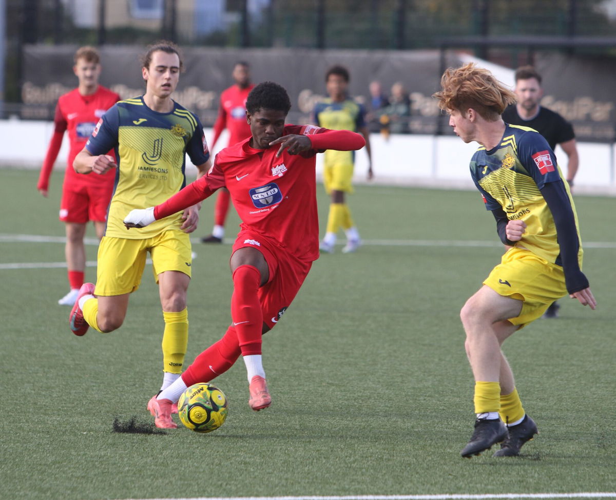 Ciaran Martin and new arrivals make instant impact – Moneyfields FC