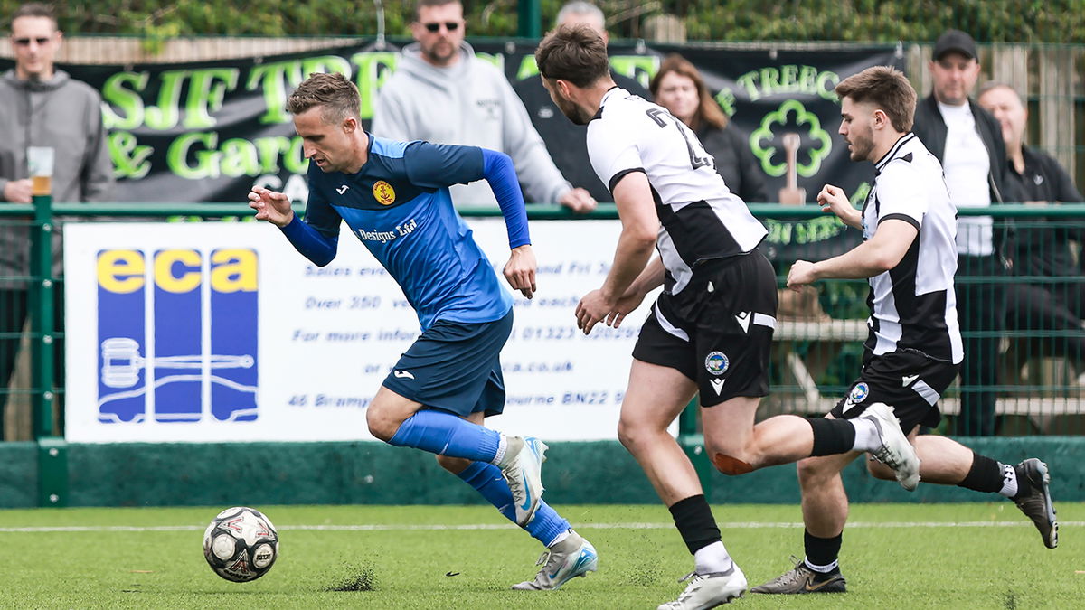 Gallery: Peacehaven 2-0 Newhaven – Newhaven FC