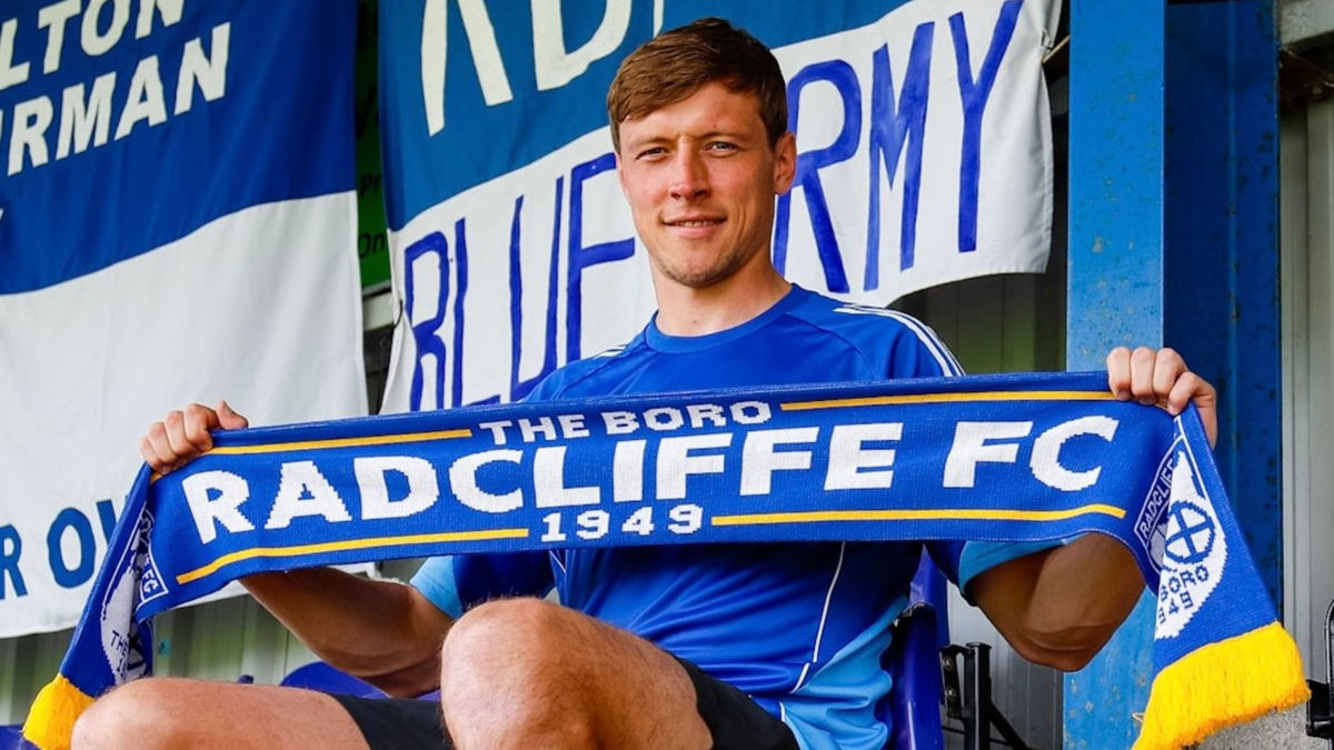 Davies Is Next Through The Door – Radcliffe Football Club