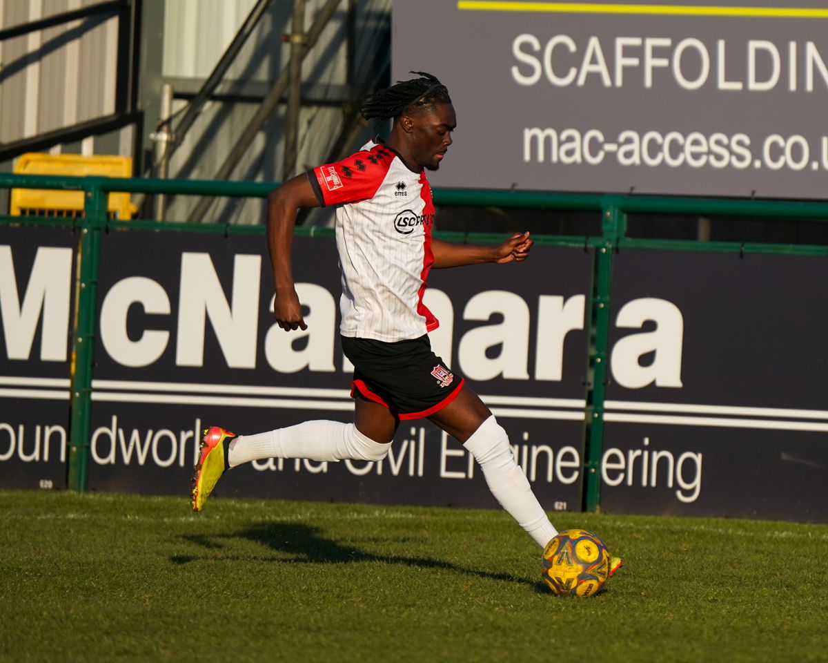 Billie Busari – Sholing FC