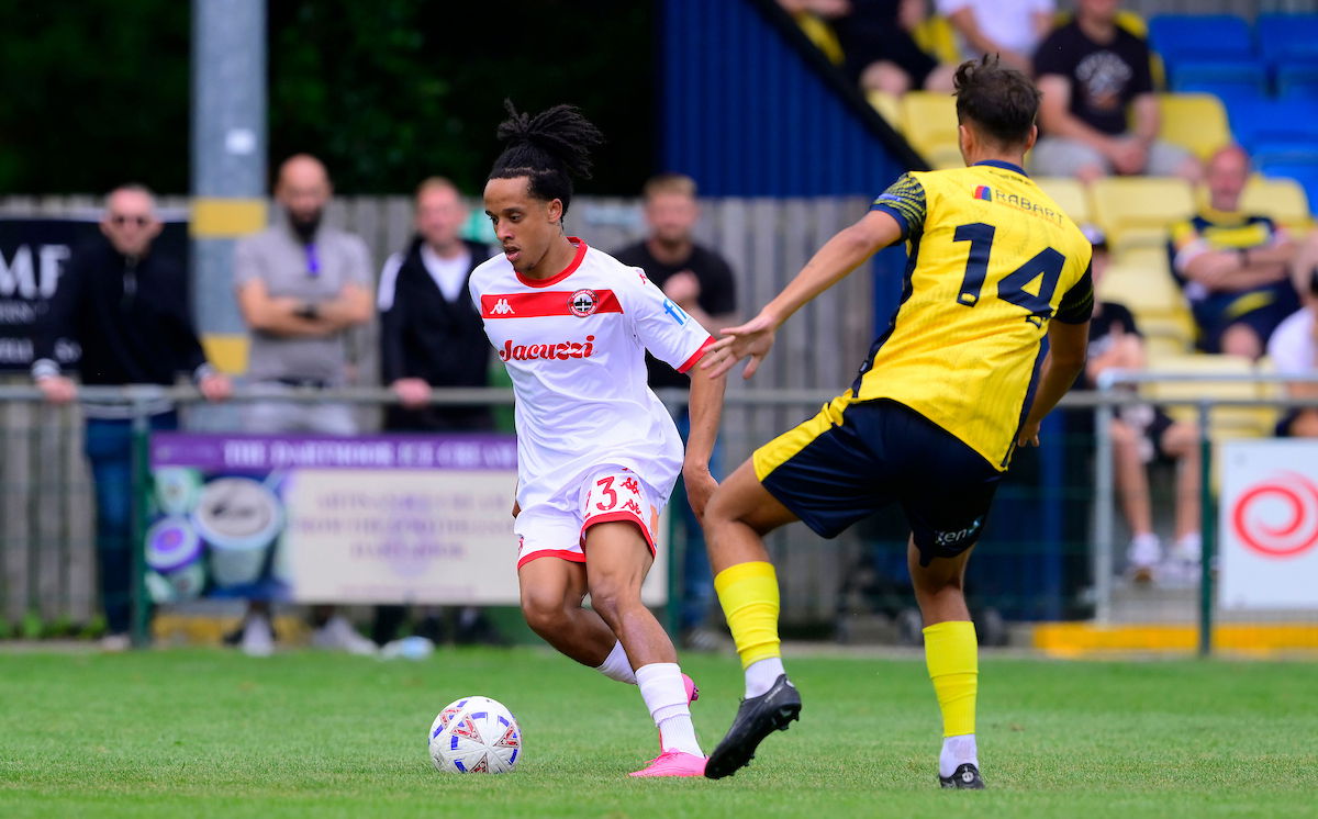 Truro City Sign Ben Starkie – Truro City FC