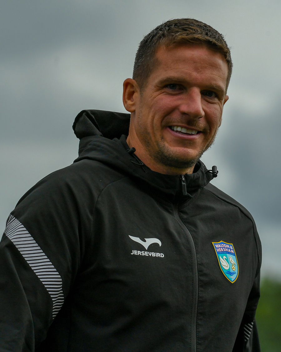 First Team – Walton & Hersham Football Club