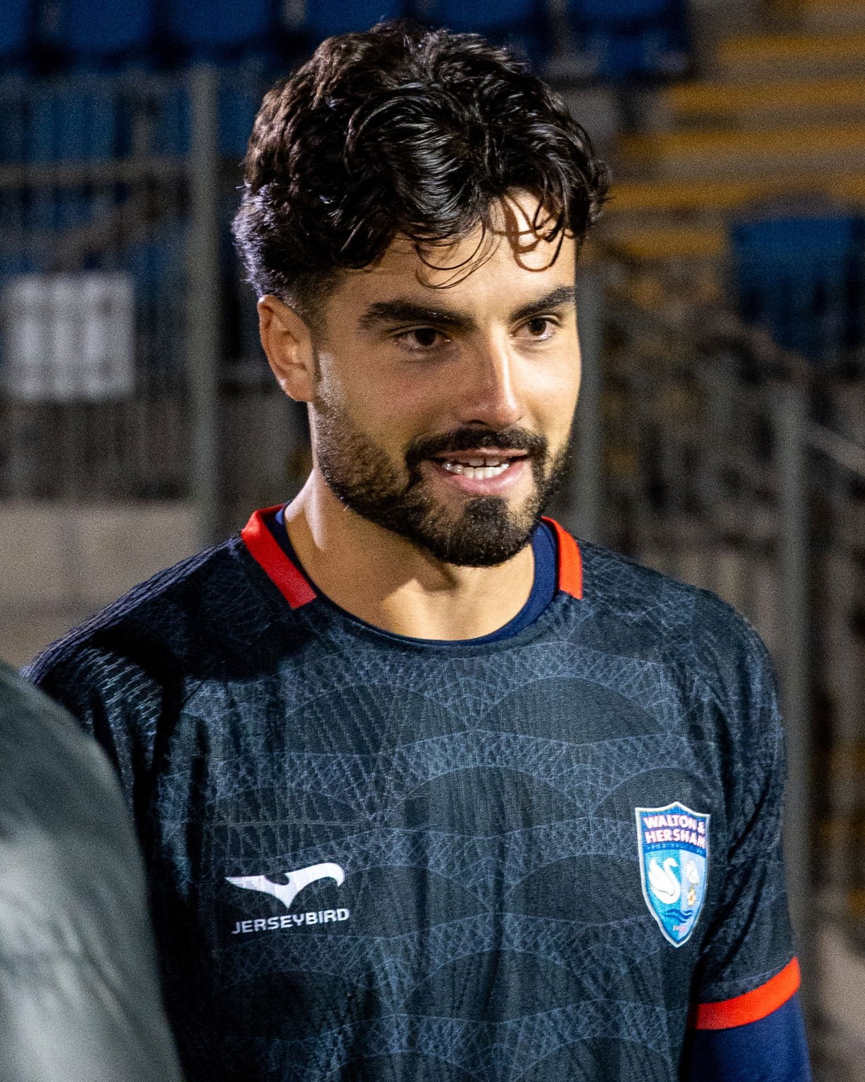Aaron Williams Fernandez – Walton & Hersham Football Club