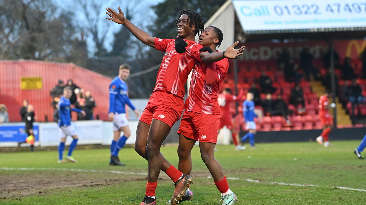 FA TROPHY REPORT | Welling United 2 Chesterfield 0 – Welling United