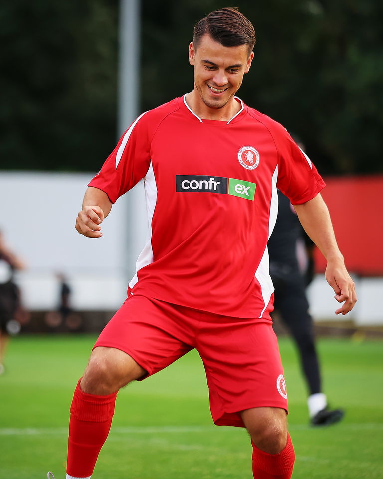 Sam Cornish – Welling United