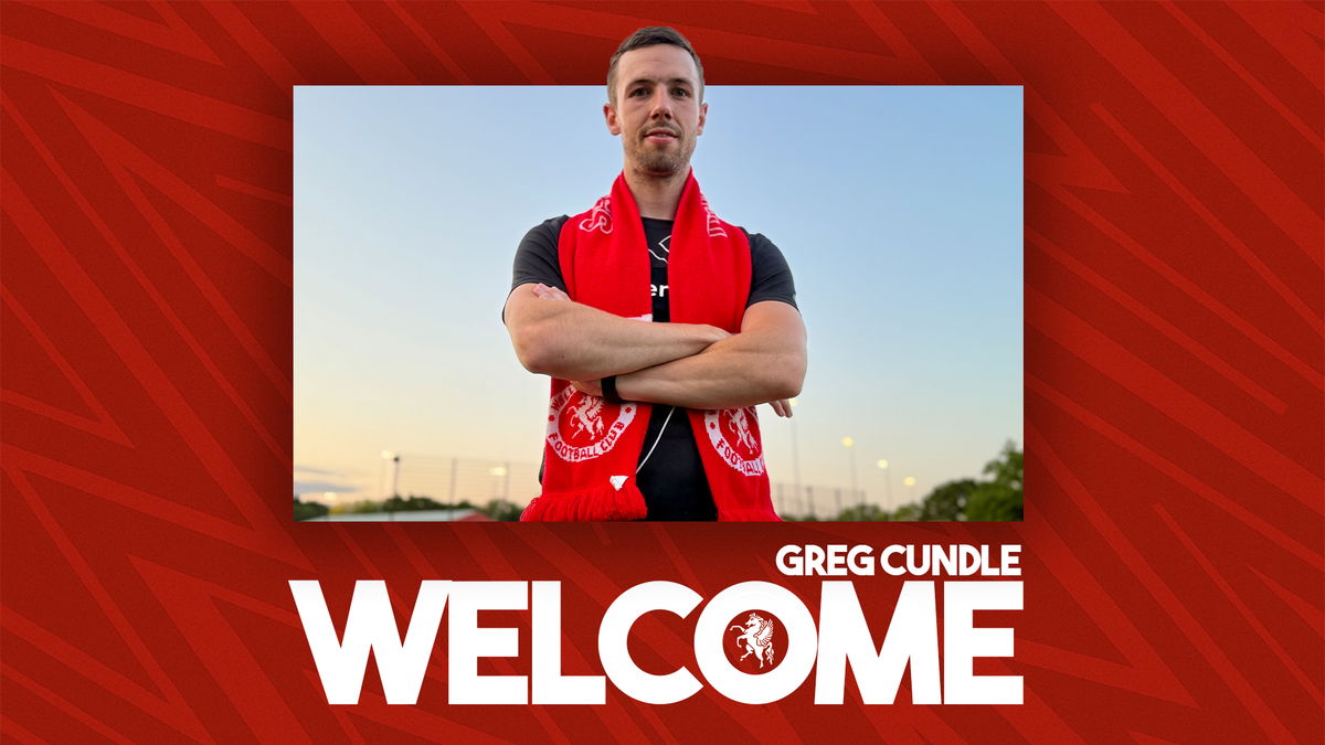 Wings sign forward Greg Cundle – Welling United