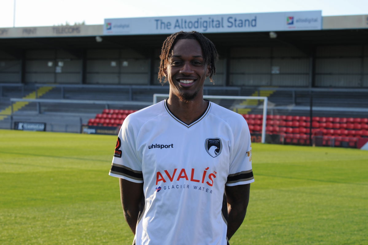 Dylan Kadji – Weston-super-Mare AFC