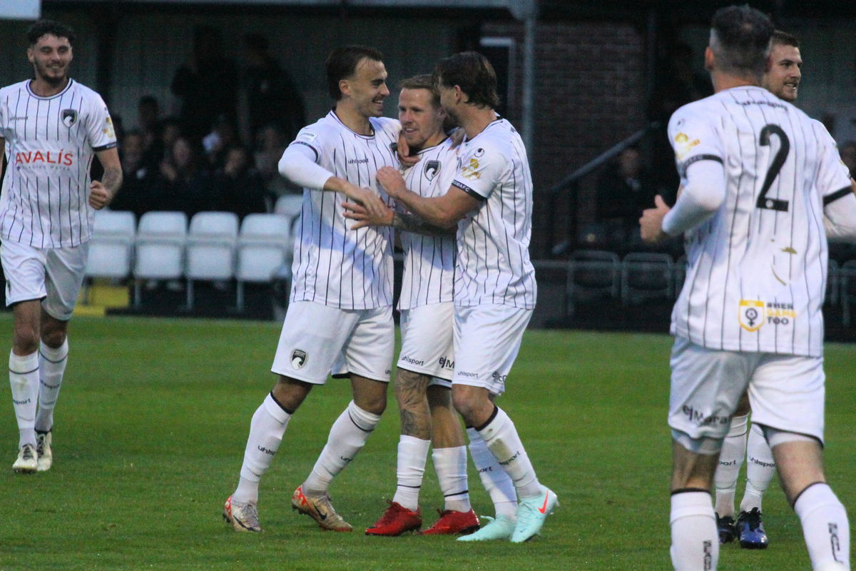 Report: Seagulls make it five wins in a row – Weston-super-Mare AFC