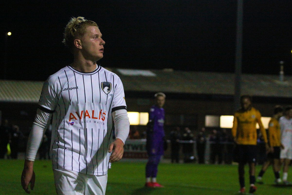 Sam Pearson departs for Eastleigh – Weston-super-Mare AFC