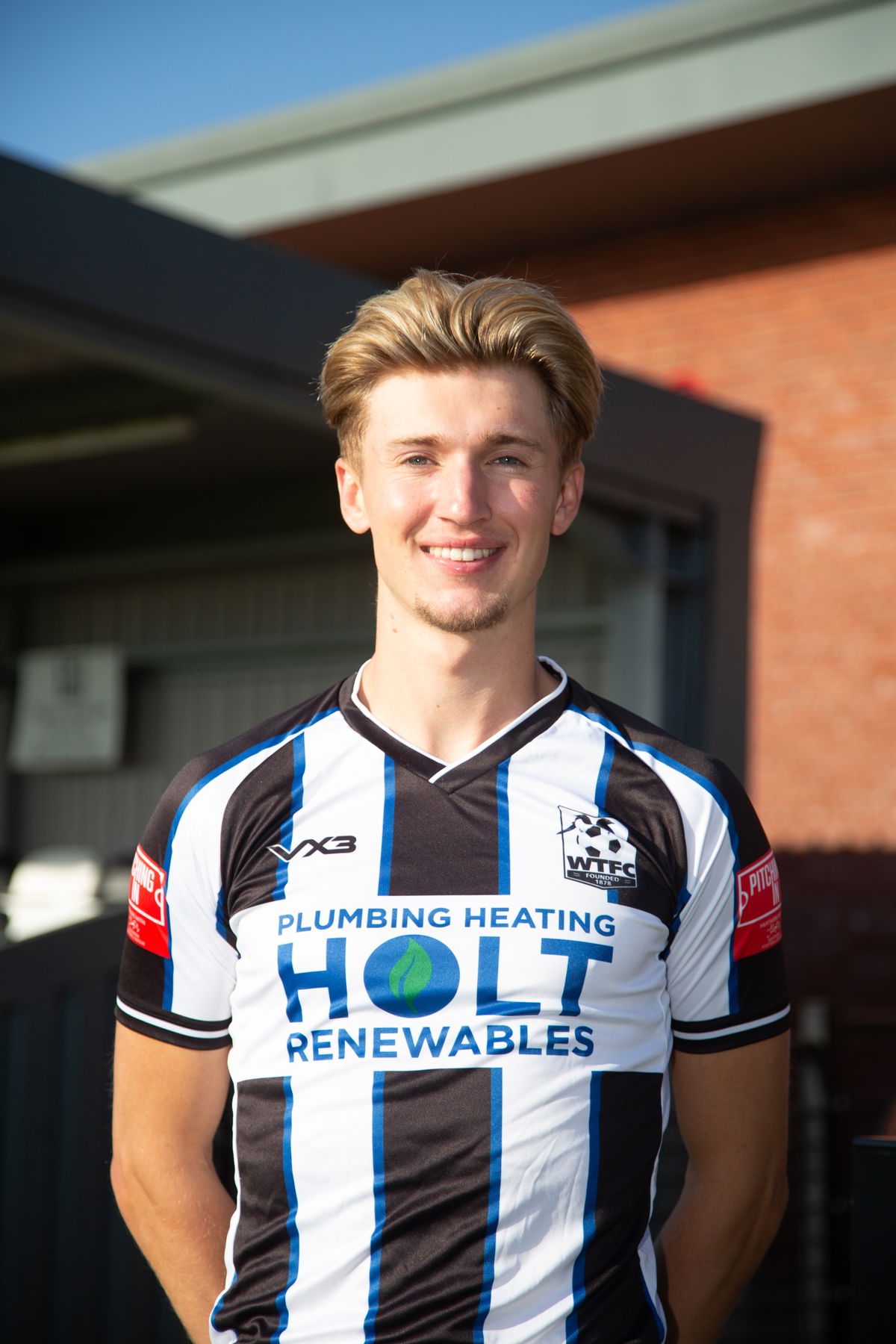 Matty Burrows – Wimborne Town