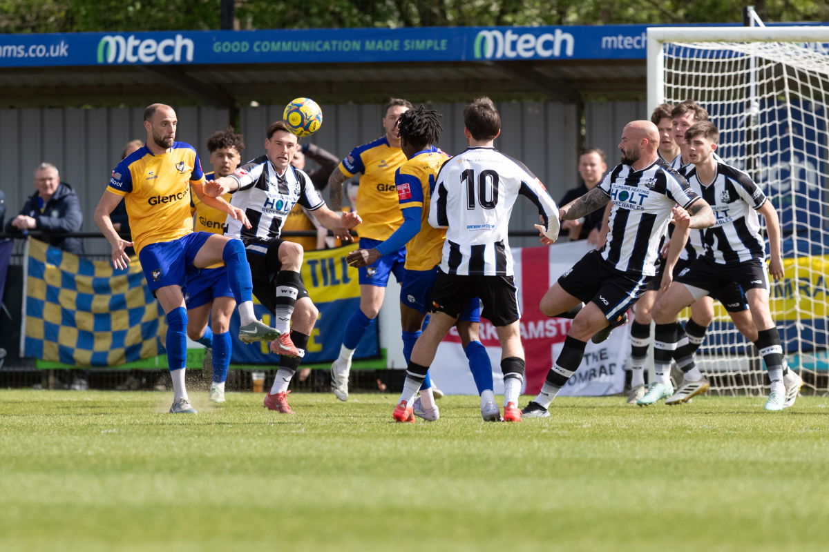 MATCH REPORT: Wimborne Town 0-1 Berkhamsted – Wimborne Town