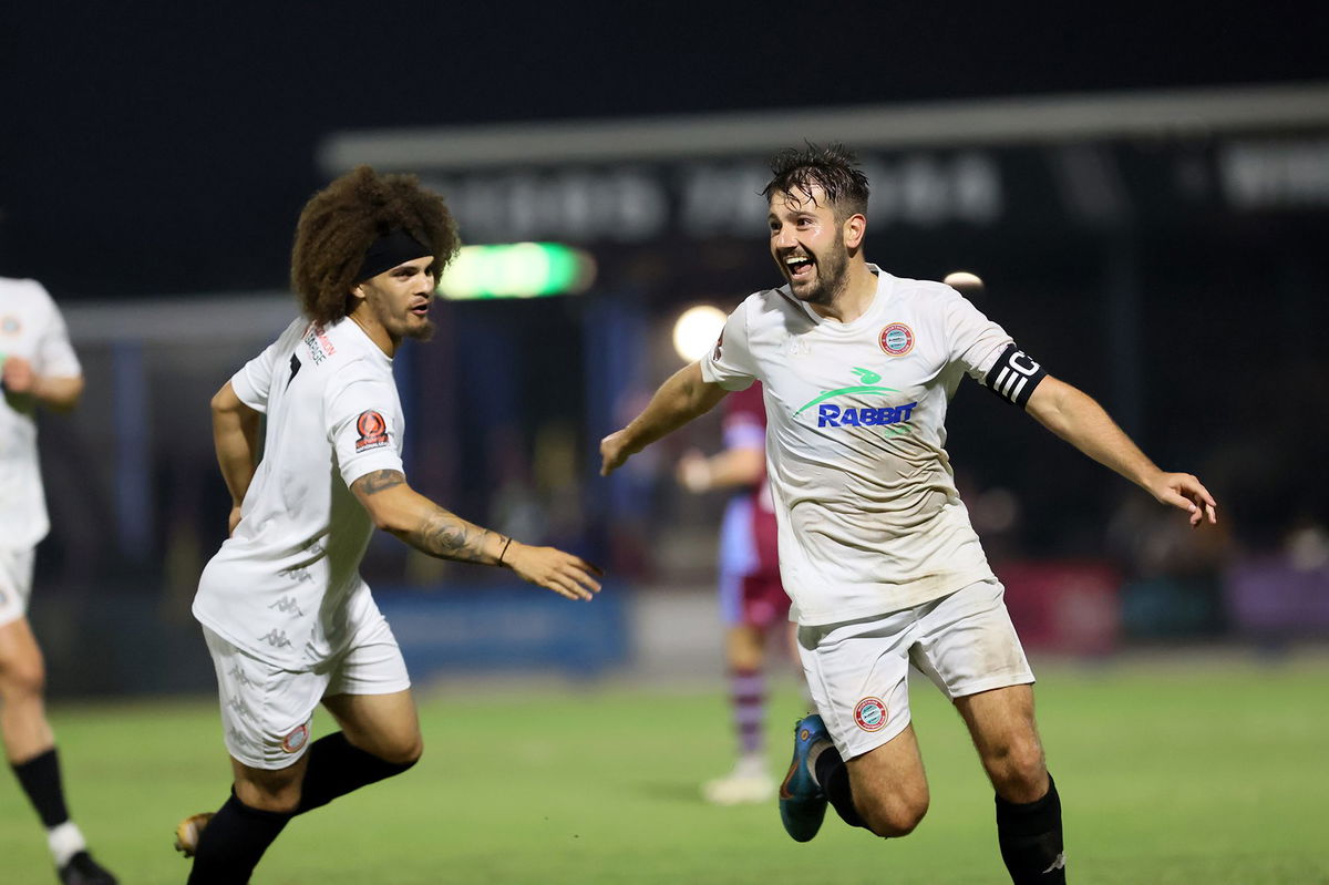 Report: Up, Up And Awey – Worthing FC