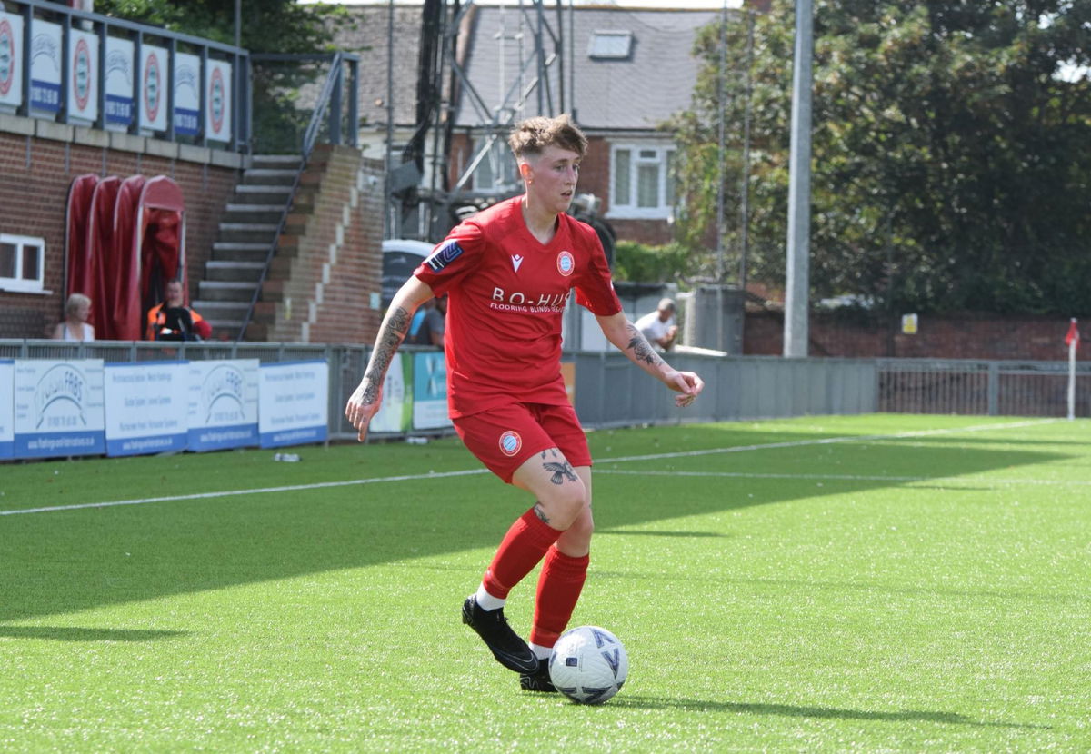 Dolbear and Winchester Become First to Commit for New Season – Worthing FC