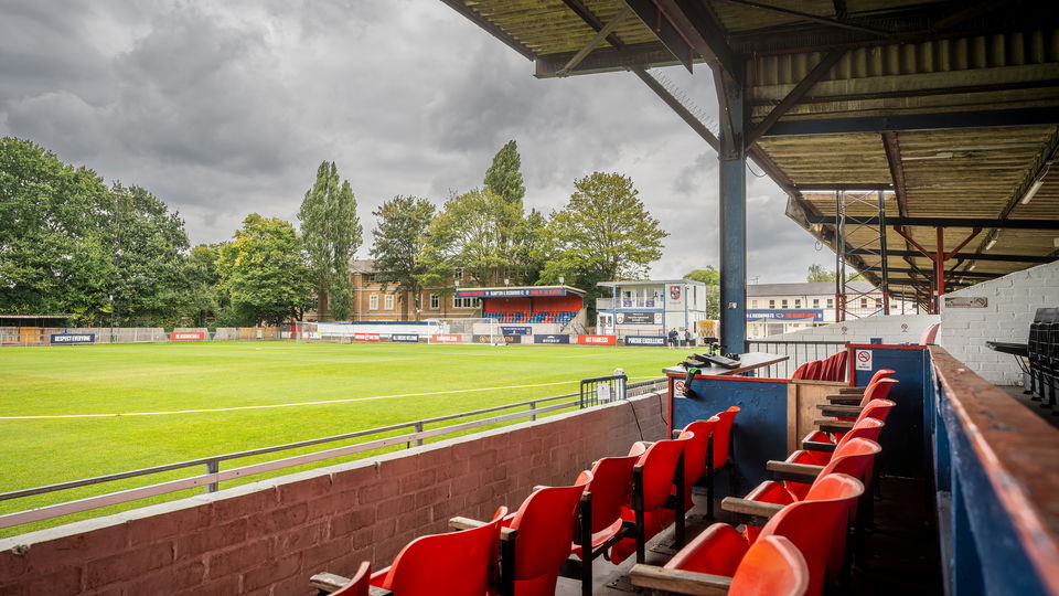 Travel Guide: Hampton & Richmond Borough (A) – Worthing FC